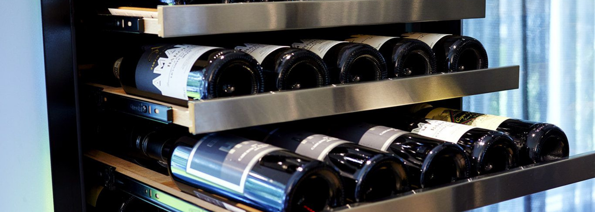 VINOA Wine Cellars Cavavin